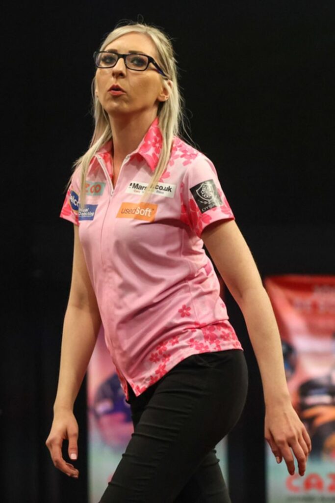 Fallon Sherrock Walked In Like a Queen – Then Sent Another Lad Packing ...