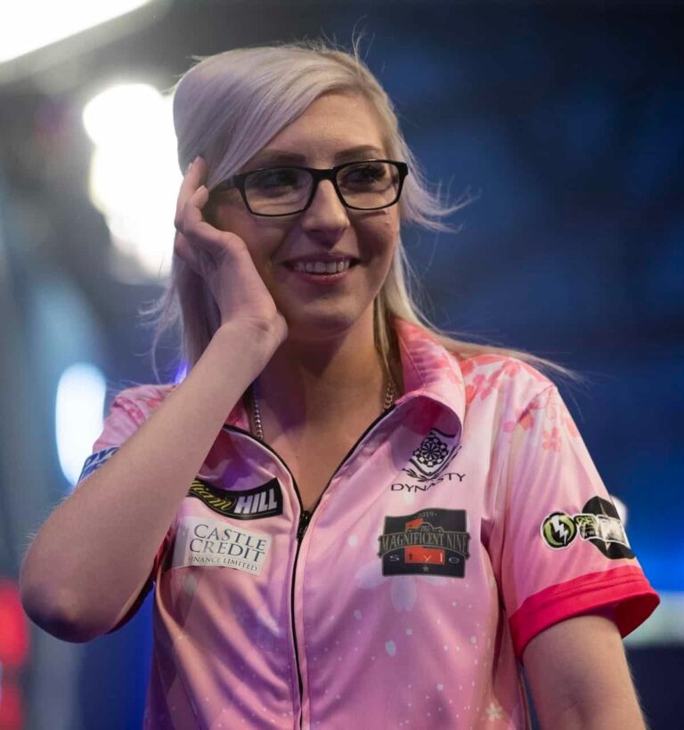 Paige Spiranac Rival ‘Streamer’ Gabbie Carter Gets Drilled By A Golf ...