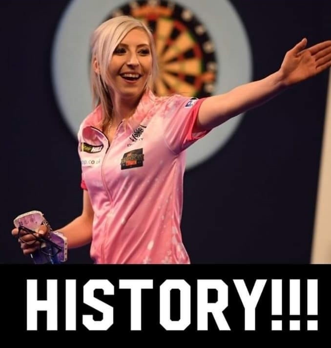 Fallon Sherrock Breaks Her Silence on Beau Greaves After Luke Humphries ...